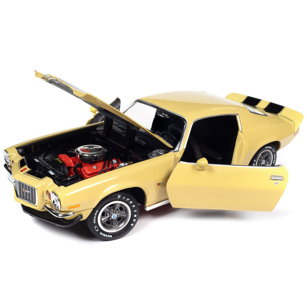 Chevrolet Camaro Z28 2022 Yellow